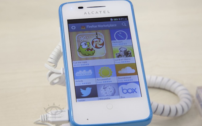 Firefox OS 手機，Alcatel One Touch Fire 小編動手玩 | T客邦