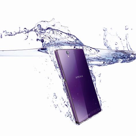 Sony Mobile夏日電力滿滿 水你放肆玩 凡購買熱門防水手機 送原廠專屬座充 | T客邦