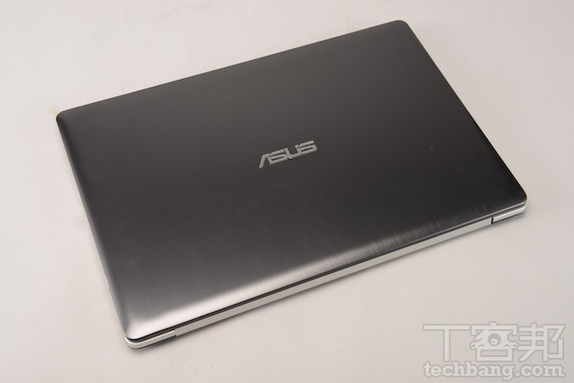 Asus VivoBook S551 評測：大輕薄筆電也玩觸控 | T客邦