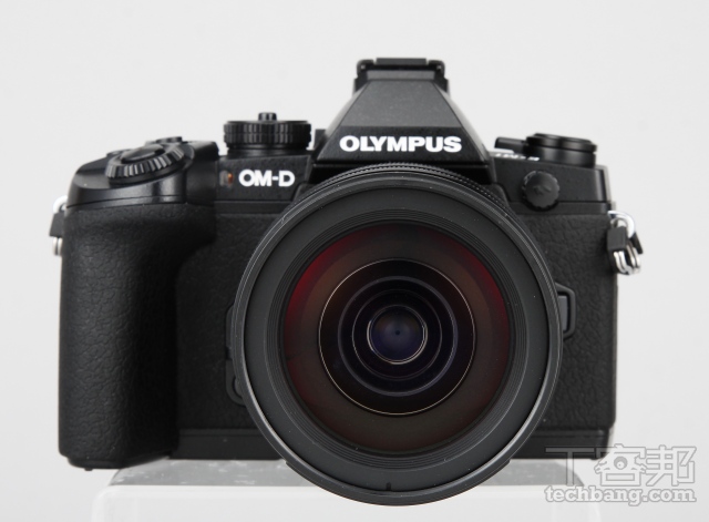 Olympus OM-D E-M1：防滴防塵的復古旗艦 | T客邦