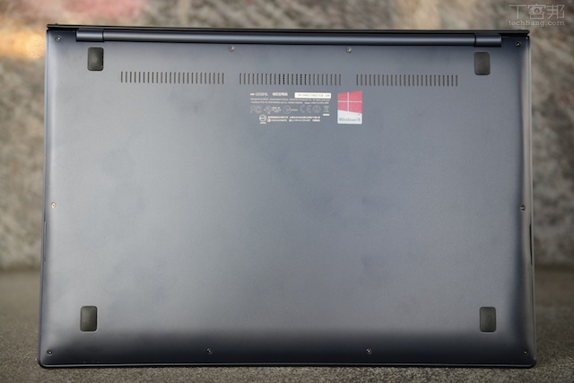 ASUS Zenbook UX301 評測：超強效高質感玻璃筆電 | T客邦