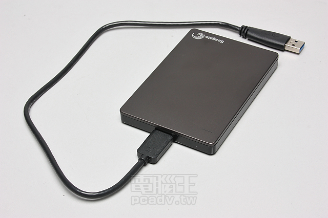 Seagate Backup Plus Slim USB 3.0 外接硬碟測試，2TB 跟 1TB 一樣輕巧 | T客邦