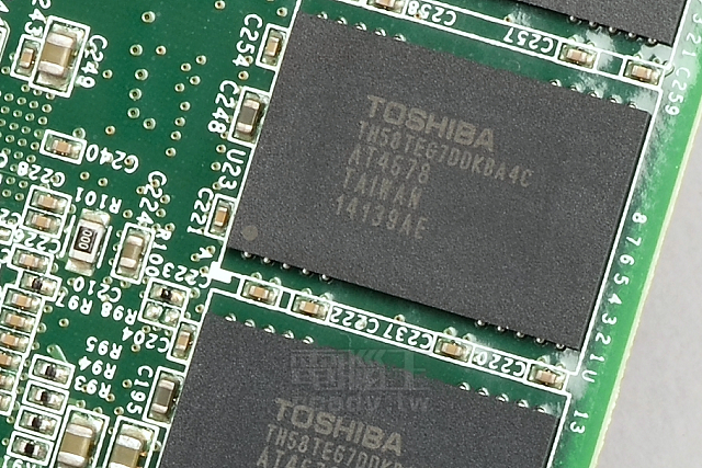 AMD 平台概念持續延伸，Radeon R7 SSD 正式發布推出 | T客邦