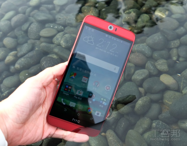 HTC Butterfly 3 實拍測試，2020 /1300萬前後鏡頭相機這樣玩 | T客邦