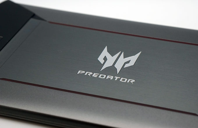 純正電競血統！為遊戲而生的 Acer Predator 8 GT-810 開箱與深度評測 | T客邦