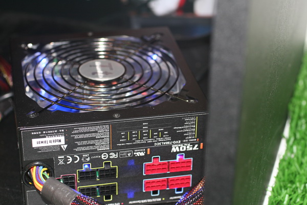 Computex 2009特別報導：電源供應器篇 Part 2 | T客邦