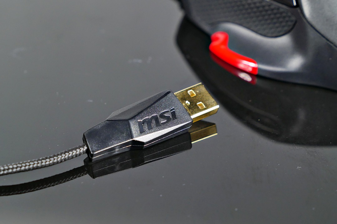 熱忱成就的電競魂：微星 MSI DS300 滑鼠深入訪談 | T客邦