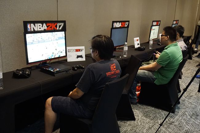 史上最真實的籃球遊戲：《NBA 2K17》遊戲製作人Erick Boenisch來台解說全新遊戲內容與要素 | T客邦