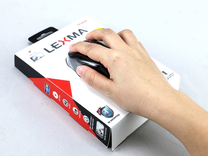 LEXMA M900R 小巧無線靜音鼠，不到 600 元也有 3 年保固 | T客邦