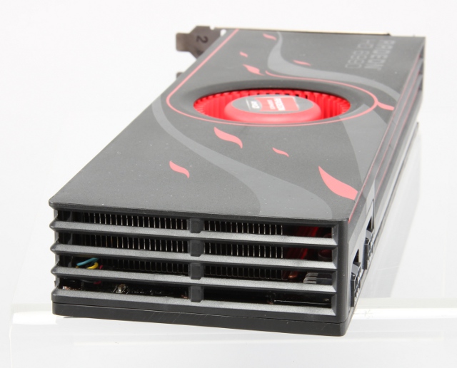 突破自我限界，AMD Radeon HD 6990評測 | T客邦