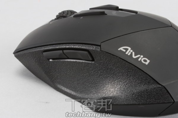 獨家！ 技嘉M8600 有線無線雙用電競鼠搶先玩 | T客邦