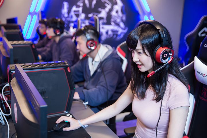 圓剛雷神戰錘耳機 Sonicwave GH337/GH335，精準定位，震撼環繞，帶你邁向電競高手之路 | T客邦