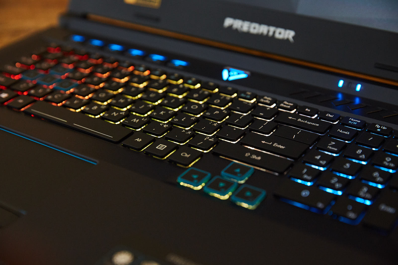 Acer Predator Helios 500 重磅實測：為滿足極限玩家而生的野獸級狂暴效能！ | T客邦
