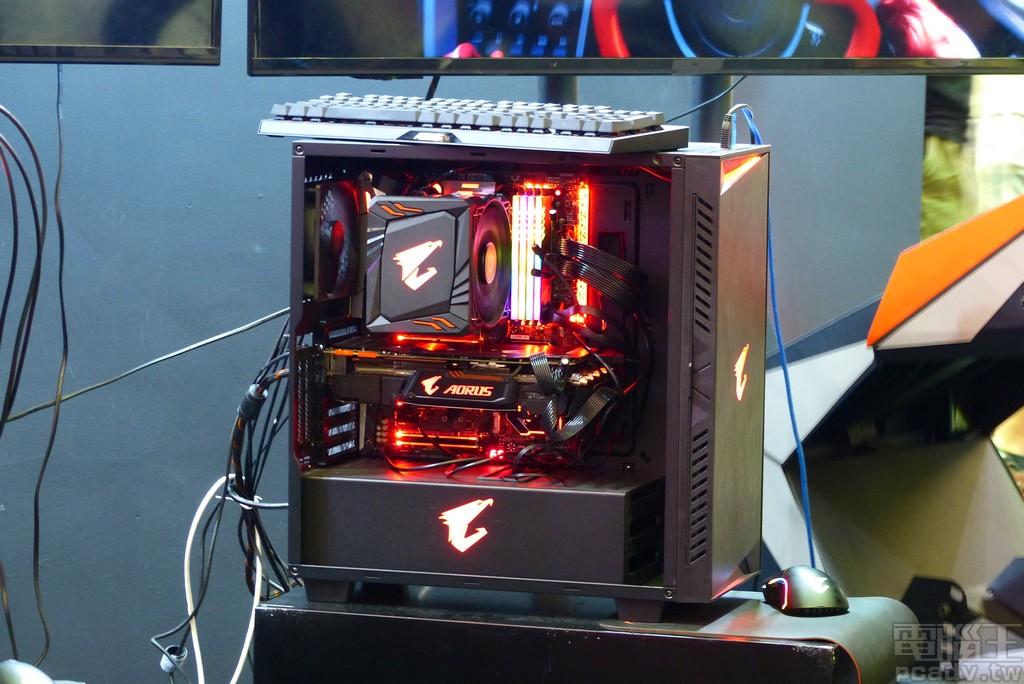 Intel 上海 ChinaJoy 行番外篇，Acer Predator、Asus ROG、GIGABYTE AORUS 的現在進行式 | T客邦