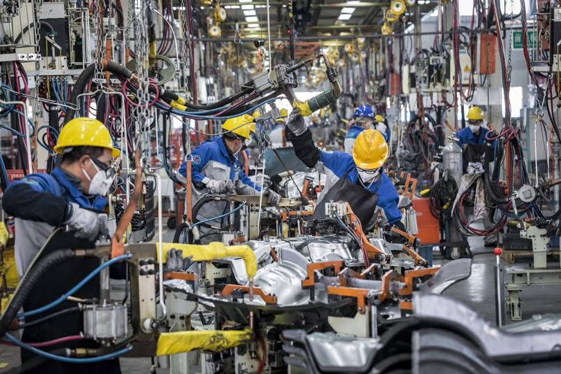 用電動車真能保護環境？光是鋰礦開採已經造成汙染 | T客邦