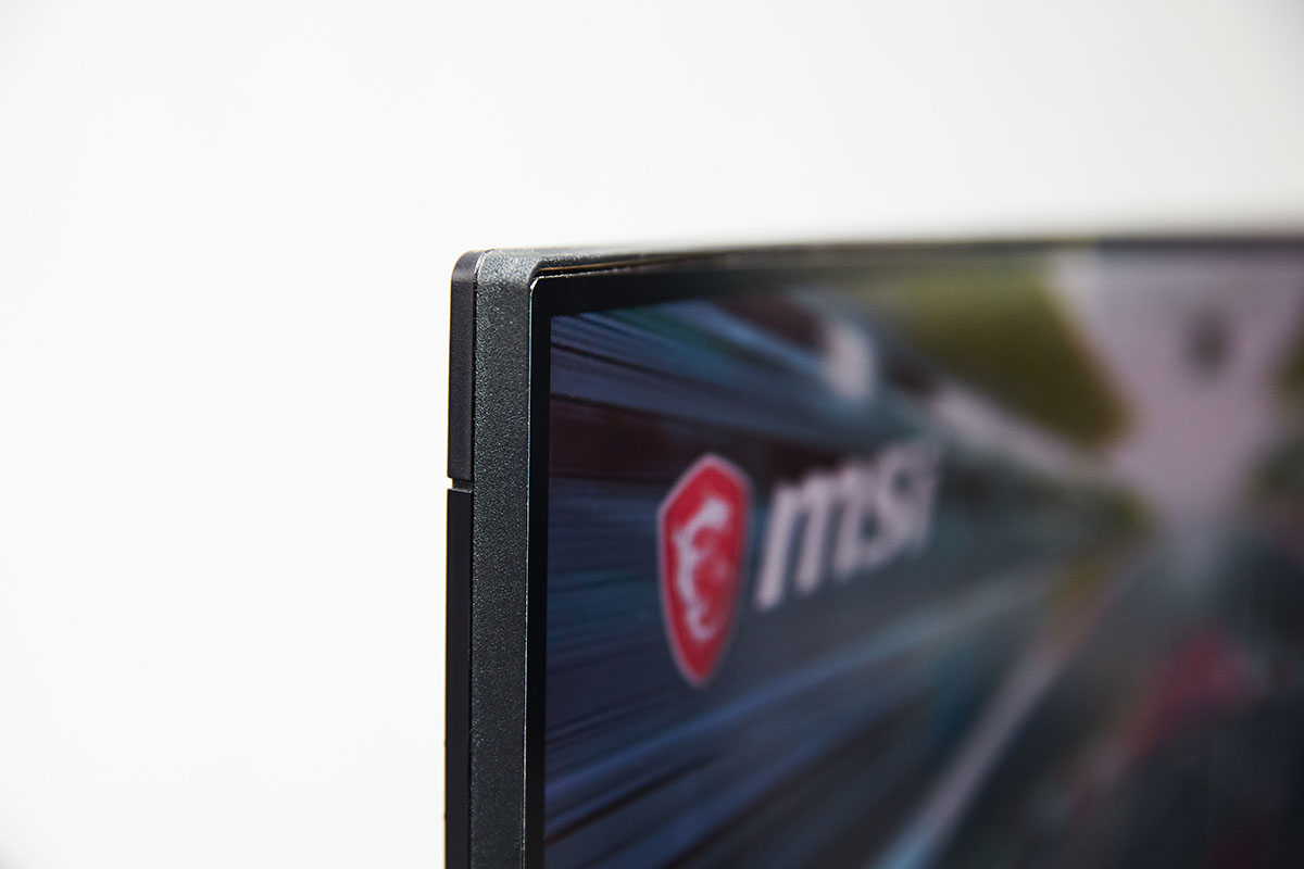 MSI Optix MAG271CR 電競曲面螢幕實測：反應極速、絕不延遲的電競逸品！ | T客邦