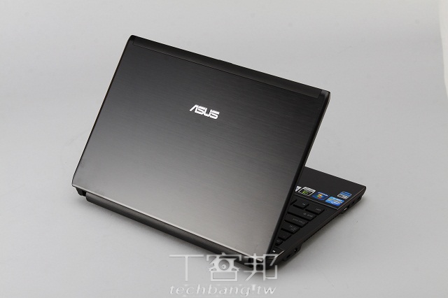 新輕薄長效筆電：Asus U31SD | T客邦
