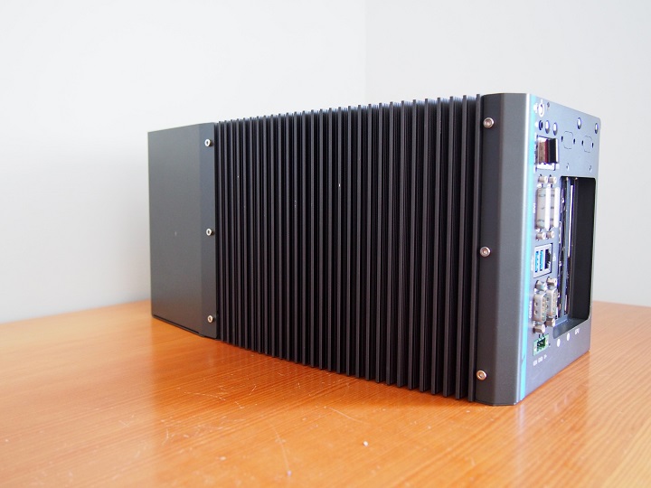 小巧精悍散熱快！宸曜 Nuvo-6108GC 刷新工業電腦極限 | T客邦