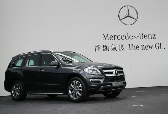 全新 GL 350 BlueTEC 4MATIC，425萬元起上市！ | T客邦
