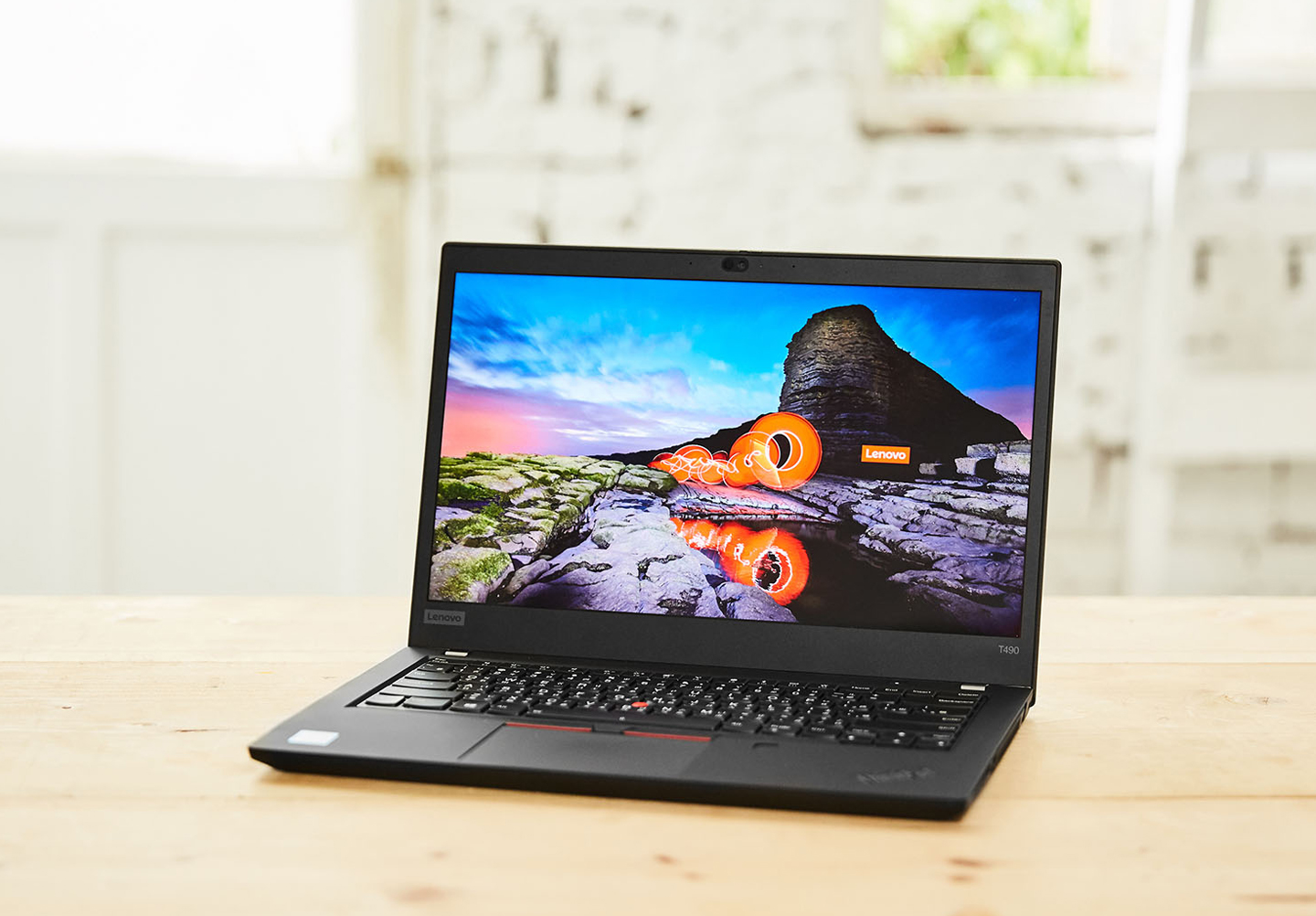究竟該買哪台？主流機種 Lenovo ThinkPad T490、T490s 對比實測！ | T客邦