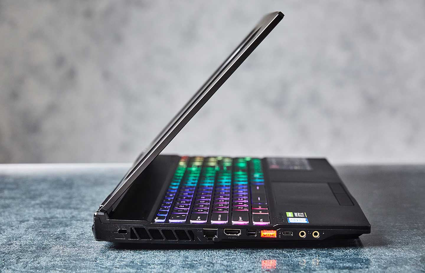 MSI GE65 Raider 電競筆電實測：效能出眾、窄邊框帶來震撼力十足的感官體驗！ | T客邦