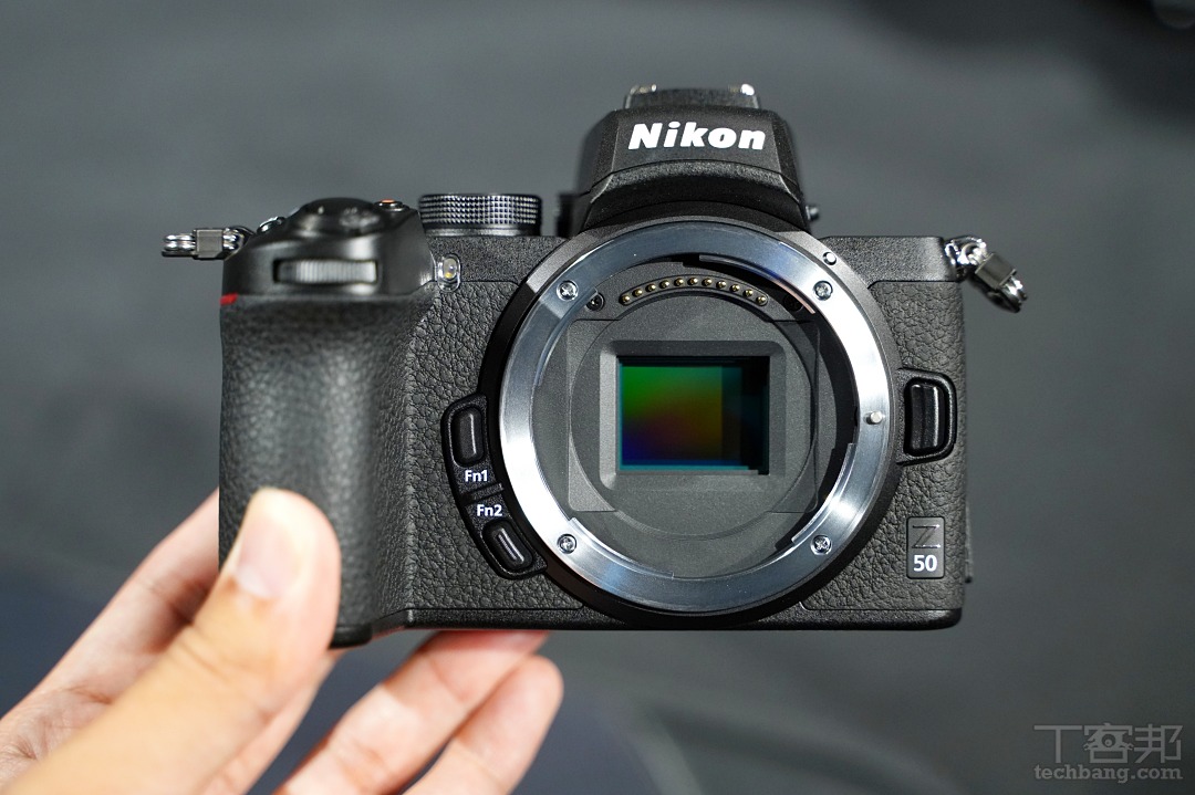 Nikon APS-C 無反微單 Z50 正式登場，單機身售價 26,800 元，要價近 27 萬天價鏡頭同步亮相 | T客邦