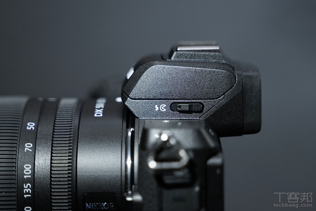 Nikon APS-C 無反微單 Z50 正式登場，單機身售價 26,800 元，要價近 27 萬天價鏡頭同步亮相 | T客邦