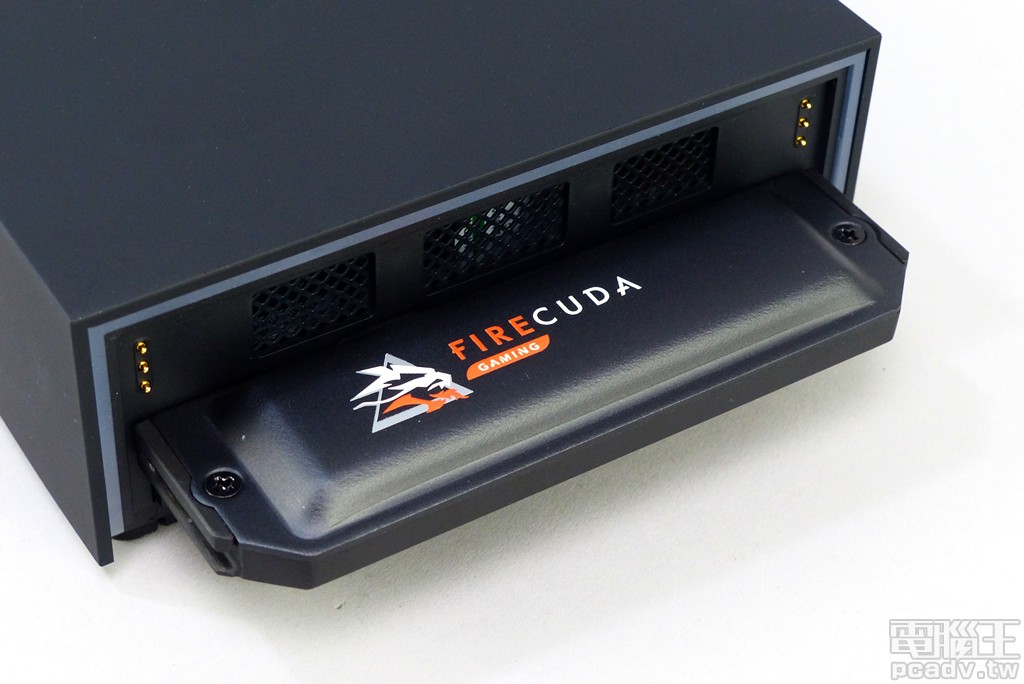Seagate FireCuda Gaming Dock 測試，Thunderbolt 3 遊戲玩家、創作者的軍火庫 | T客邦