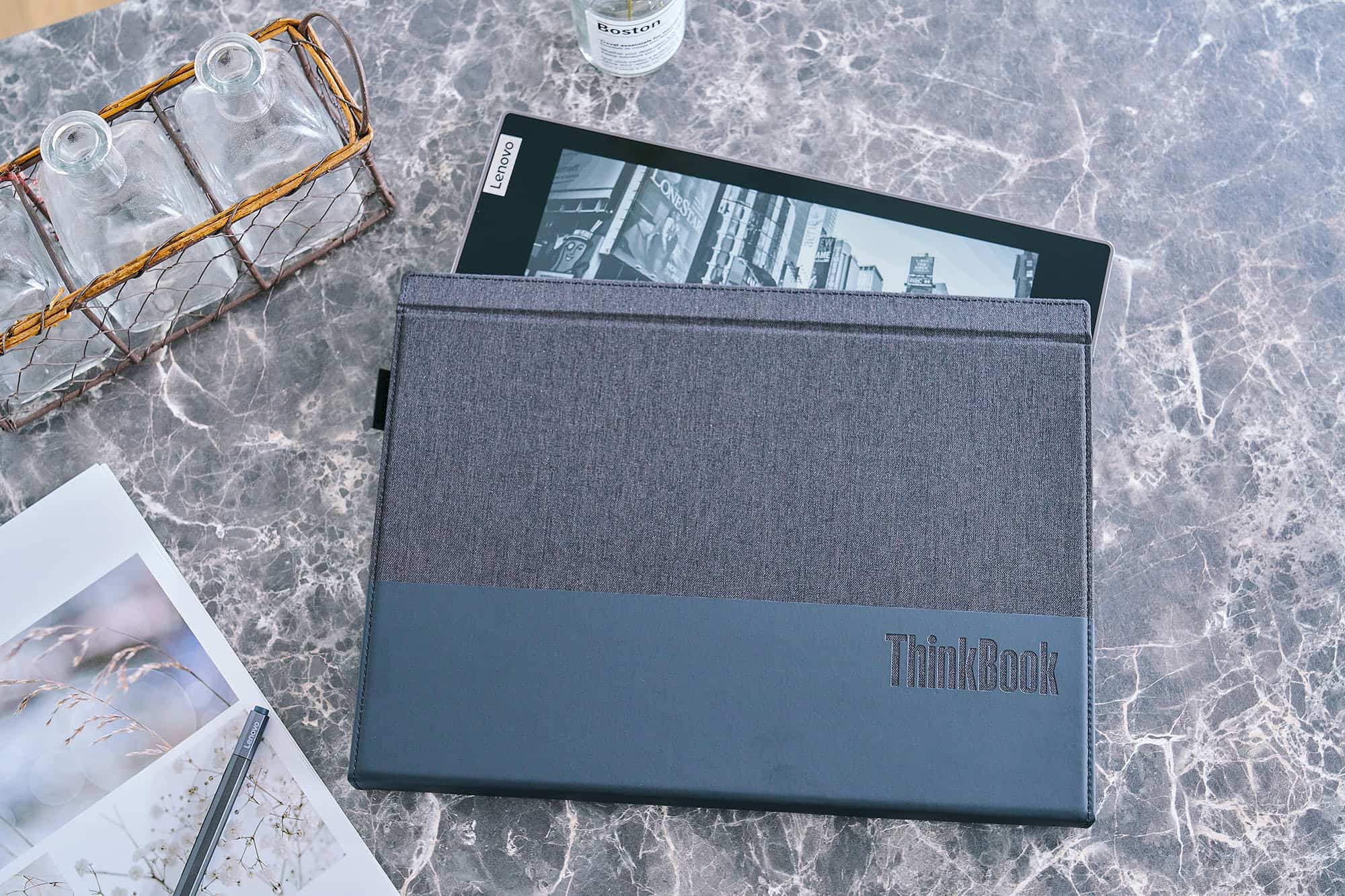 「雙面」好拍檔 Lenovo ThinkBook Plus 深度評測：背蓋整合電子墨水螢幕，創造筆電多元新用途！ | T客邦