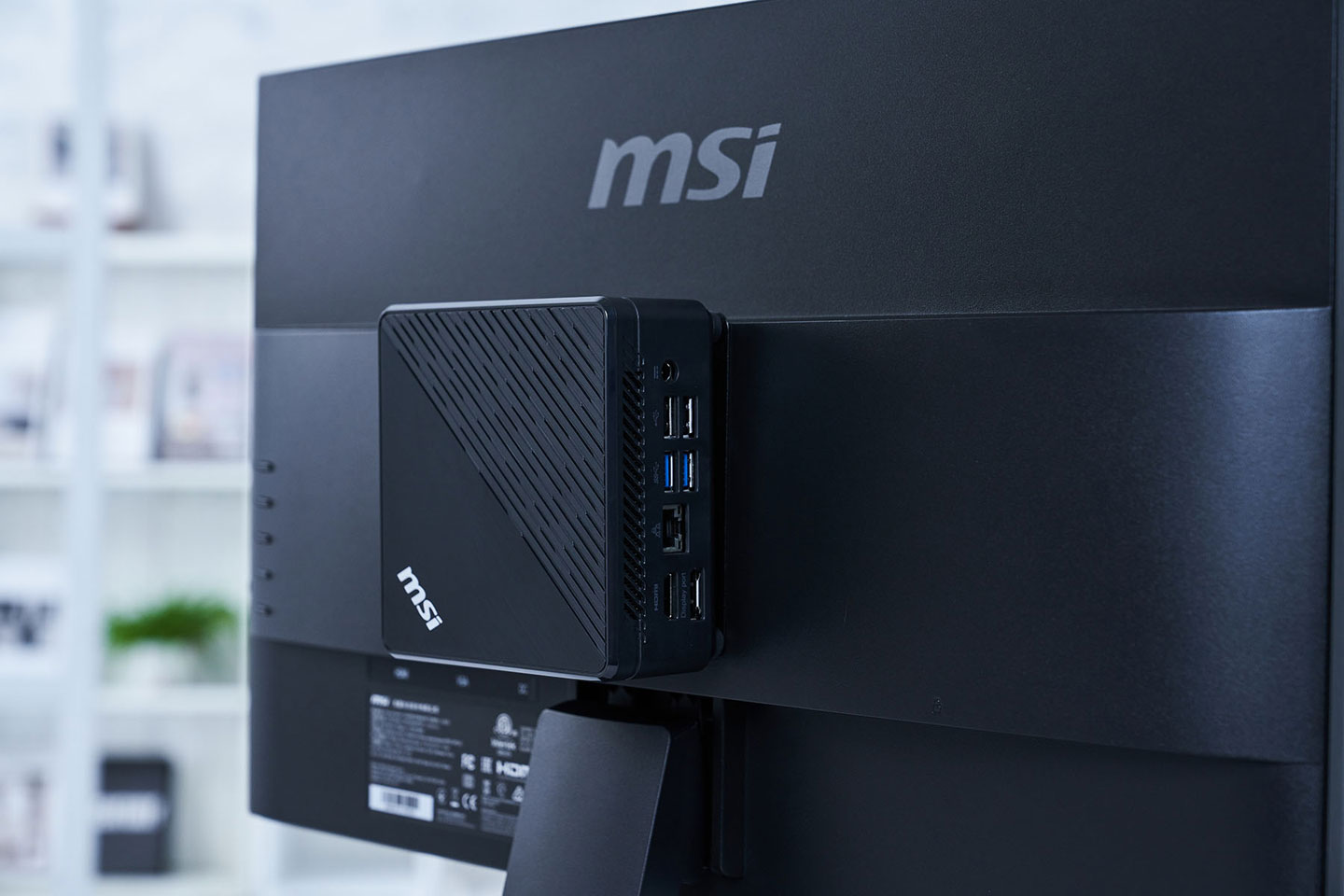 MSI Cubi 5 Mini PC 實測：效能出眾、擴充性完備，將桌面空間徹底釋放！ | T客邦