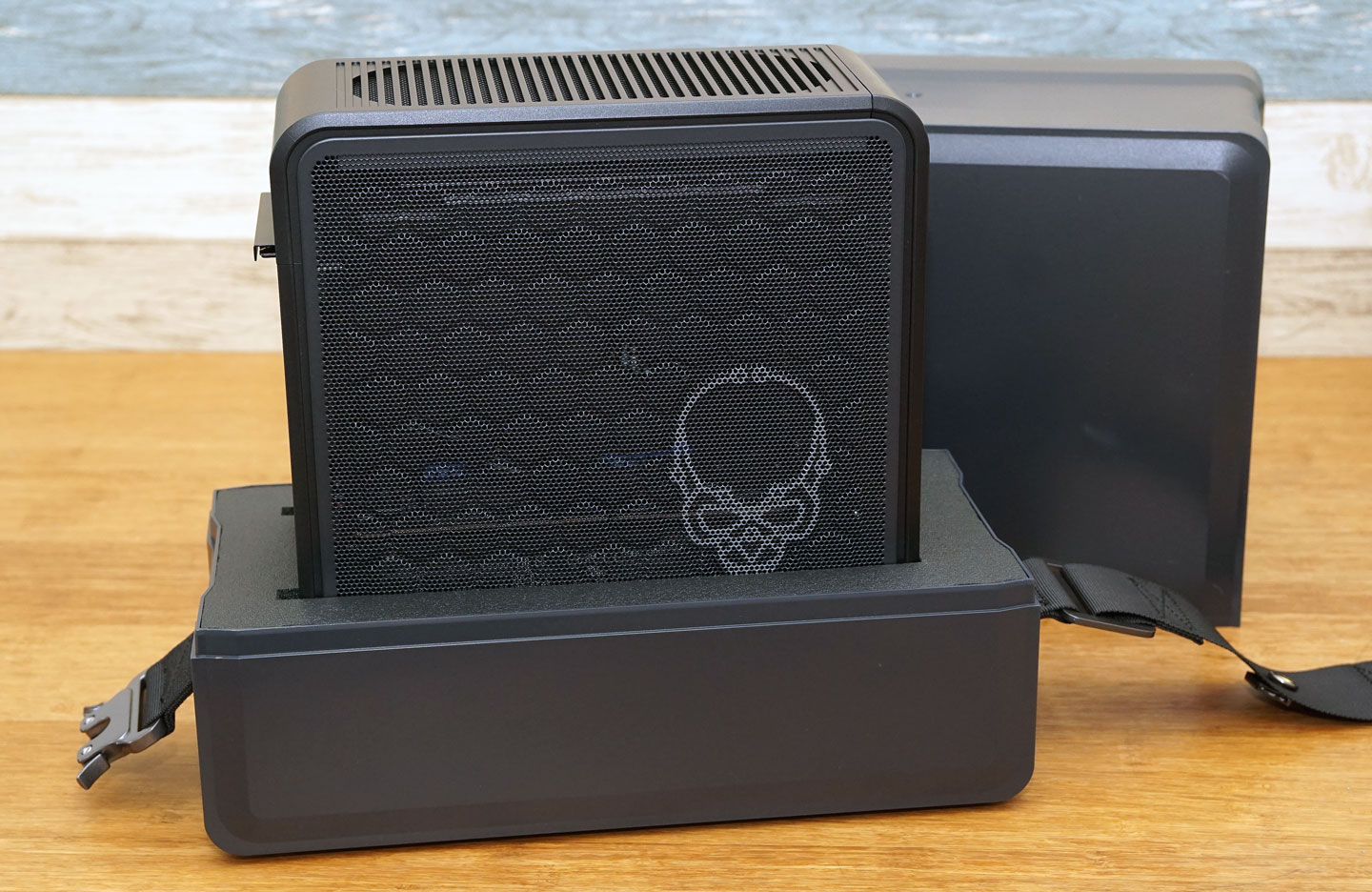 Intel NUC 9 極致套件 Ghost Canyon 開箱：迷你有型，更兼具強勁效能！ | T客邦