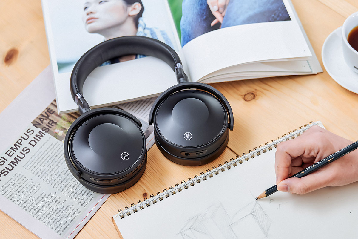 Yamaha 頭戴式主動降噪耳機 YH-E700A 試聽報告：品味細節、感受音樂震撼力 | T客邦