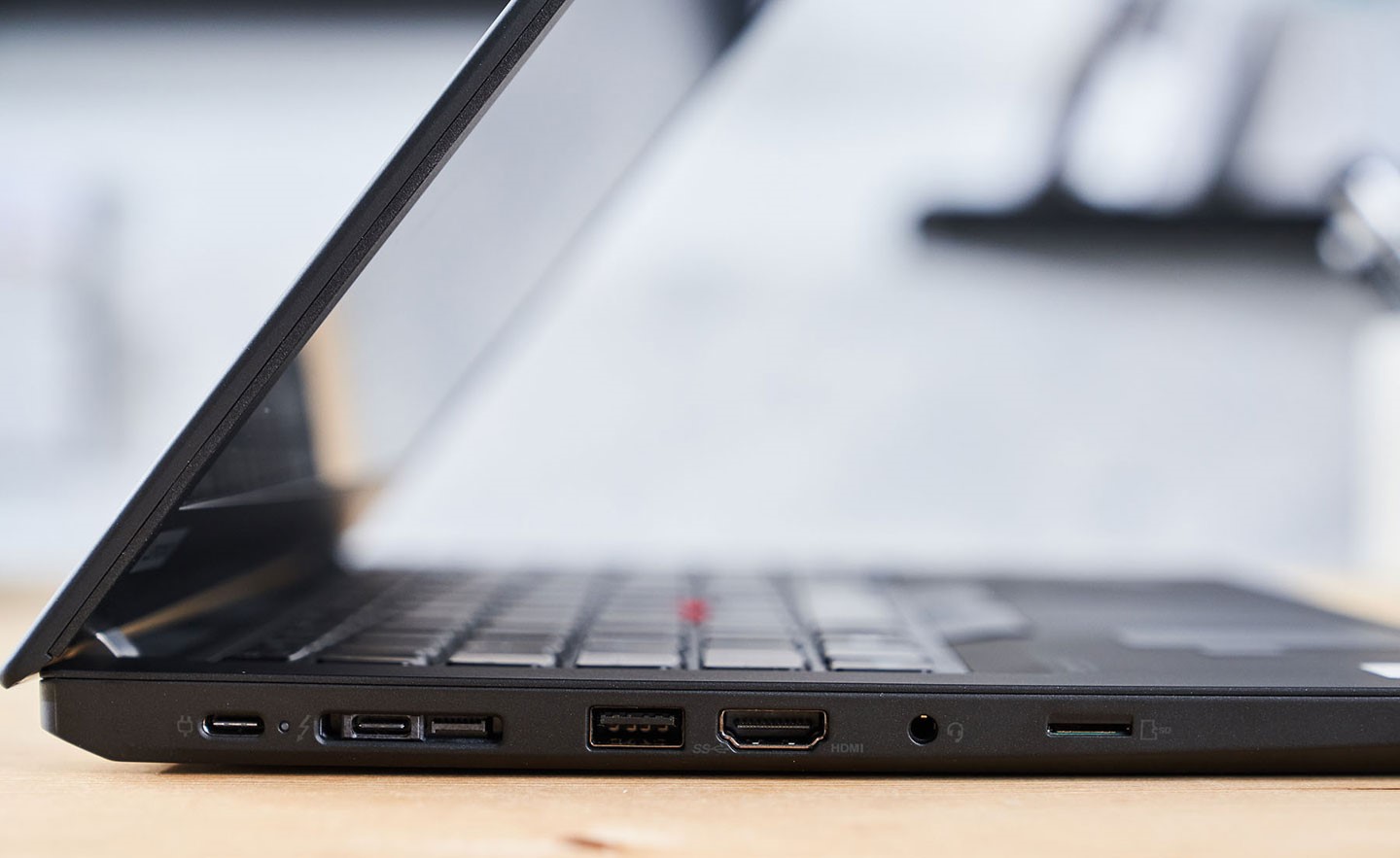 Lenovo ThinkPad T14 Intel 版本深度評測：可彈性自訂硬體規格的主流商務旗艦筆電！ | T客邦