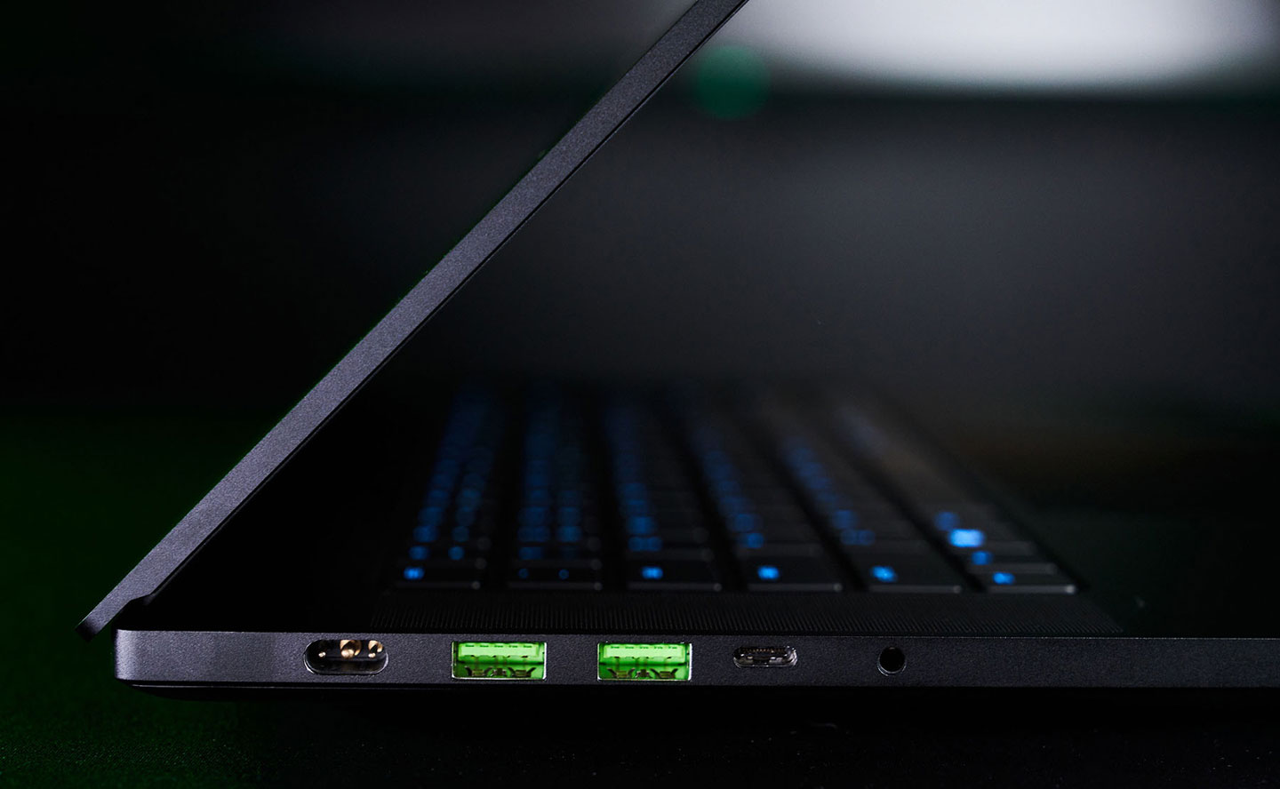 Razer Blade 15 Advanced Edition 開箱與深度評測：兼具輕薄與高效能的電競王者再臨！RTX 30 系列獨顯帶來頂尖 ...