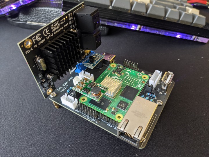 CM4 custom PCIe開源專案，讓Raspberry Pi 4變成4 Bay土砲NAS | T客邦