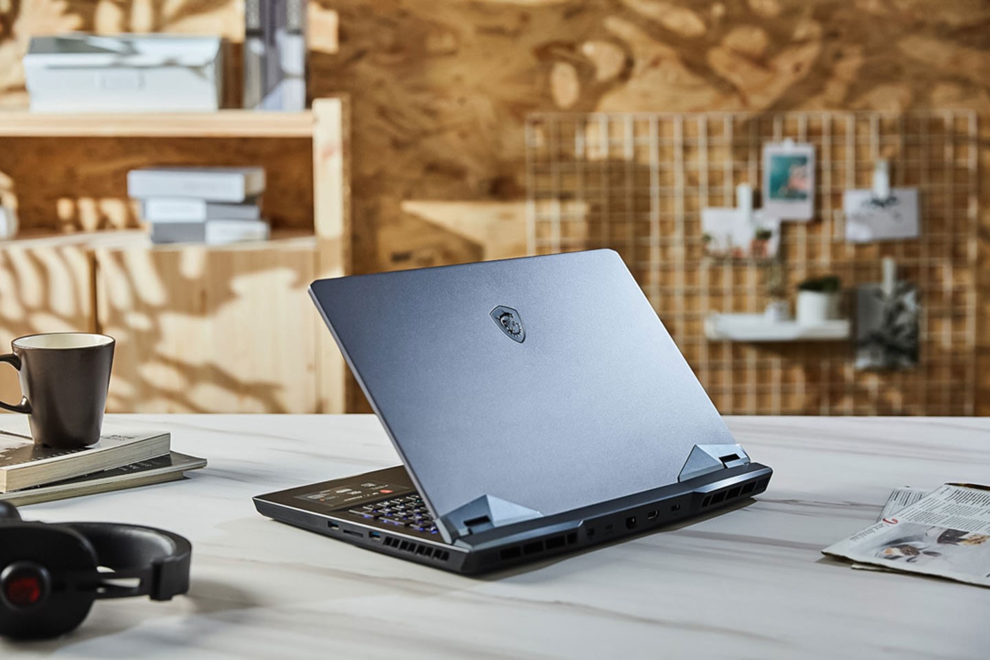 MSI 旗艦電競筆電 GE76 Raider 深度評測：升級版全景炫光燈效讓人一眼難忘！ | T客邦