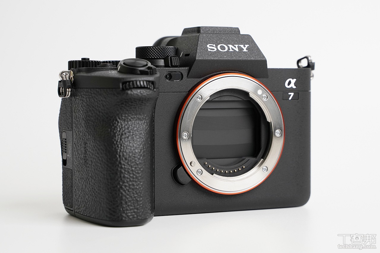 索尼全新 Sony A7IV 開箱實測！A7m4 會是下一代全幅無反霸主嗎？ | T客邦