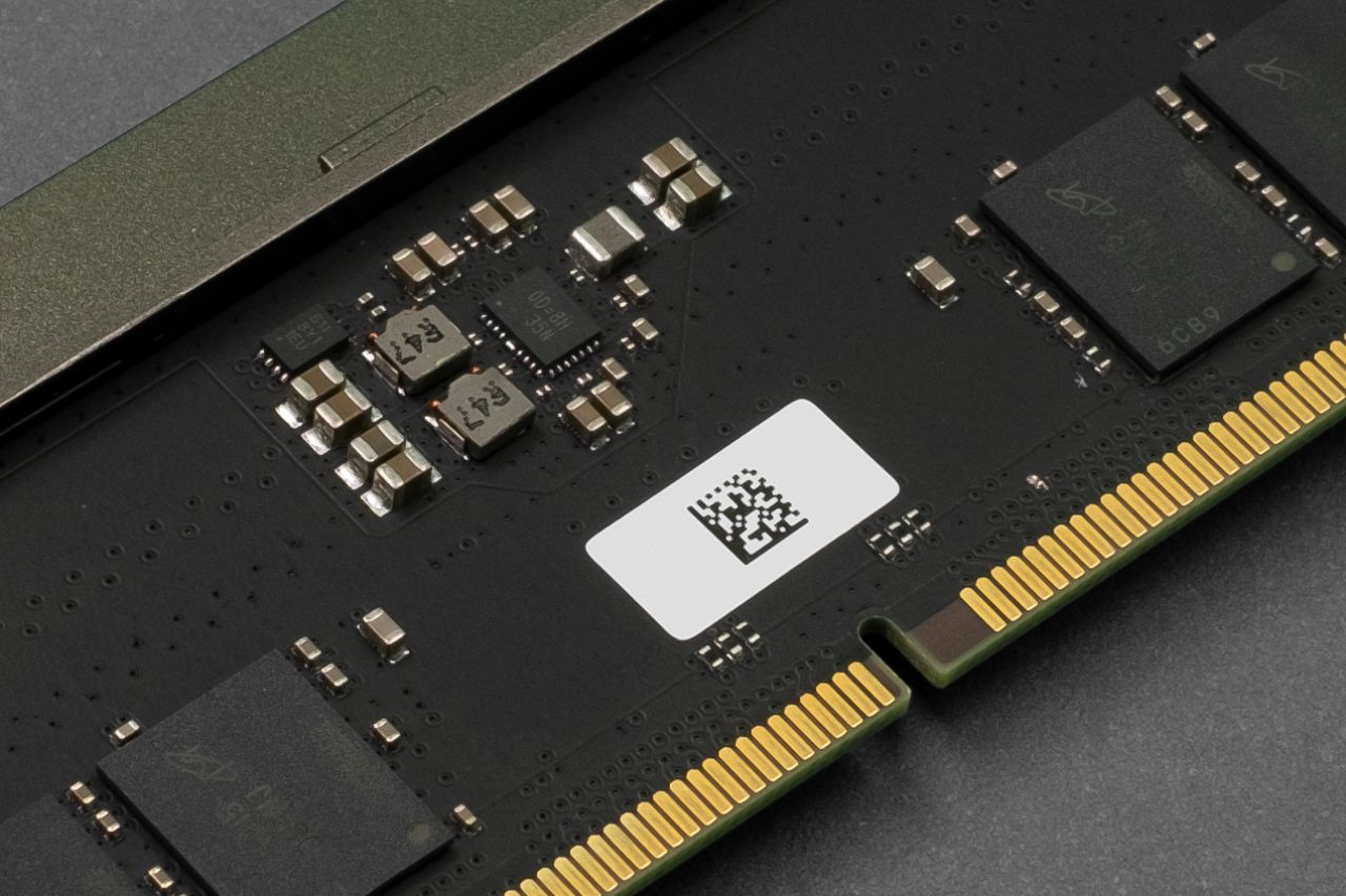 DDR5 平台入門磚 AORUS DDR5 5200MHz 32GB，散熱優異效能穩 | T客邦