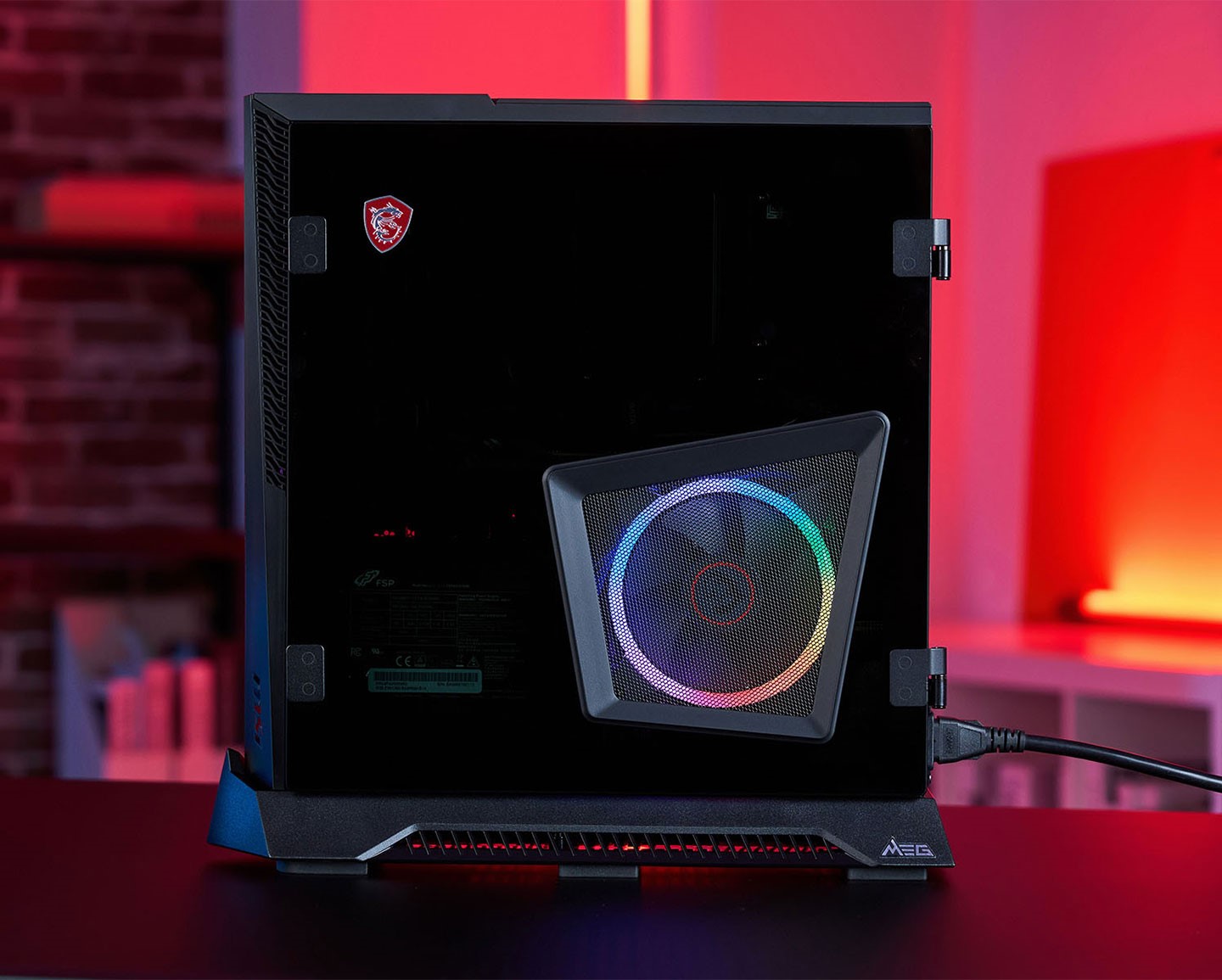 MSI MEG Trident X 12th 極致輕巧電競小鋼炮深度實測：尺寸不變但效能更頂天！ | T客邦