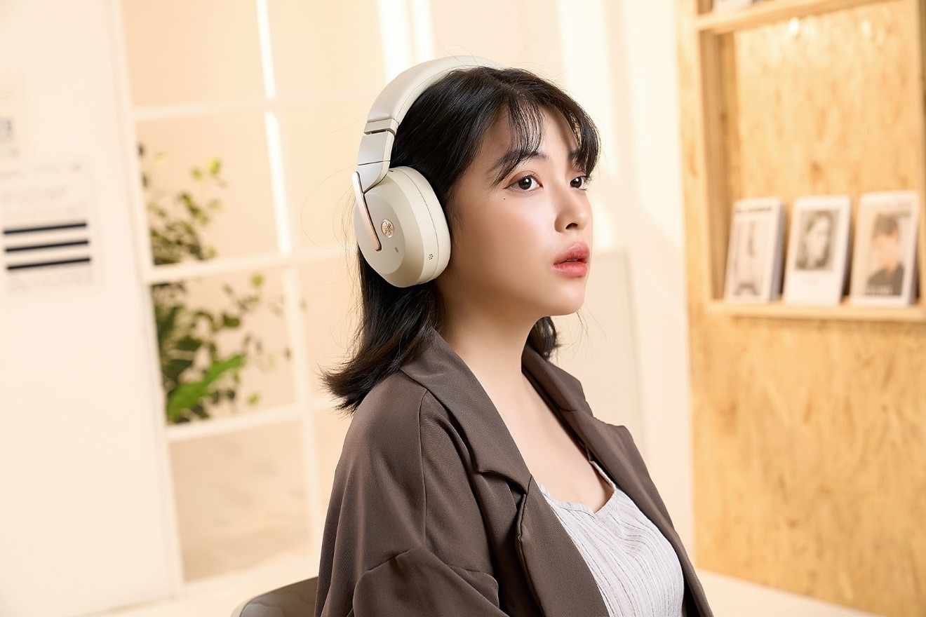 Yamaha YH-E700B 試聽：一款真正值得愛樂者擁有的藍牙無線耳罩式降噪耳機 | T客邦