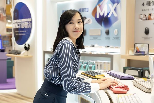 Logitech首間品牌概念店插旗台中LaLaport正式營運 | T客邦