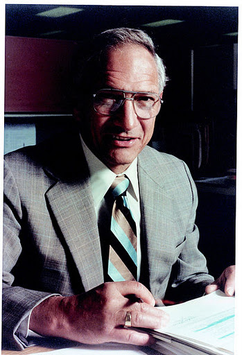 今日Google塗鴉：積體電路發明者 Robert Noyce 84歲誕辰 | T客邦
