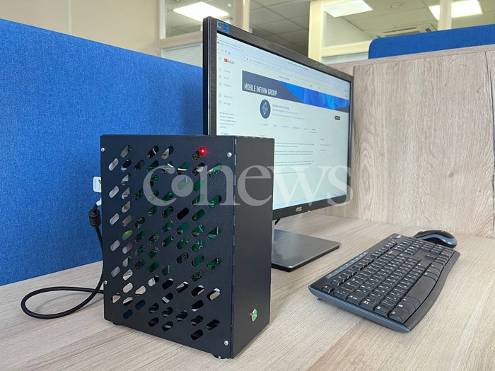 俄羅斯「國產」MIG Akinak PC 發佈：自研 4 核 ARM 處理器，預裝魔改 Linux | T客邦