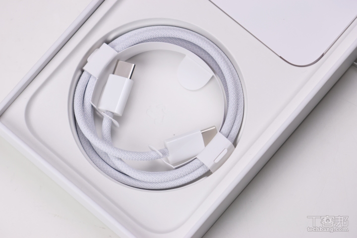 iPhone 15 Pro / Pro Max 開箱評測：USB-C功率功能詳解、Pro Max 5倍長焦鏡頭實測 | T客邦