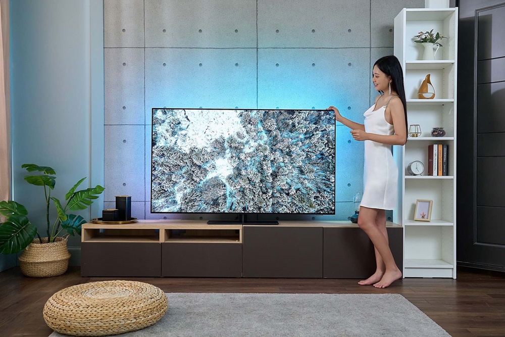 OLED EX Technology極致進化，4K UHD搭載沉浸聲效體驗，打造家中 IMAX影廳頂級體驗 ：Philips 65OLED808 大型顯示器評測 | T客邦