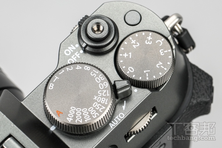 FUJIFILM X-T50 實測：4020 萬像素、五軸防震，攝影體驗大躍進 | T客邦