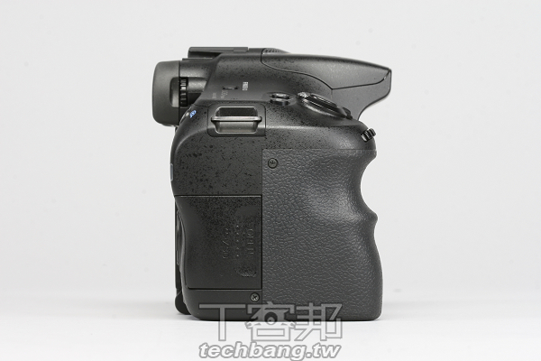 Sony A57 數位單眼實測：CP值高、12FPS 連拍、更多初心者操作模式 | T客邦