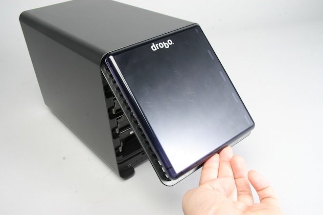 Drobo FS 實測：這台 NAS 很傻瓜，並有獨特的保護資料機制 | T客邦