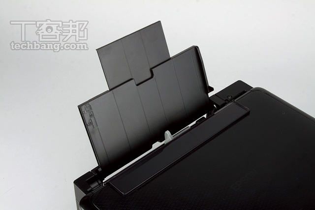 Epson Expression Home XP-402：時尚平價的多功能學生機 | T客邦