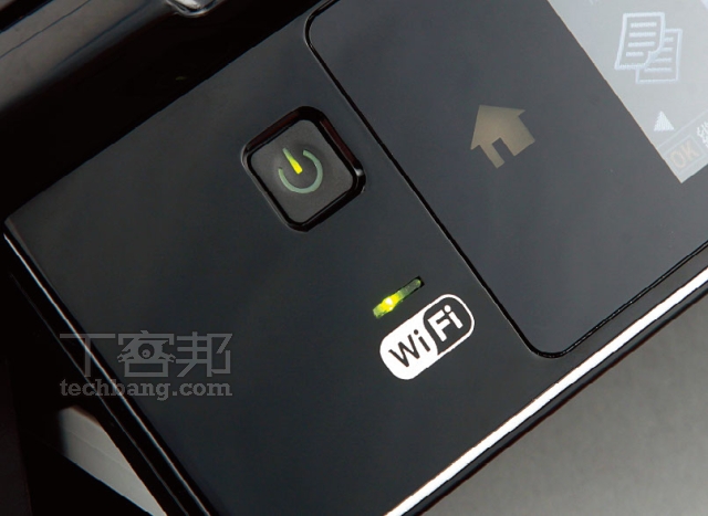 Epson Expression Home XP-402：時尚平價的多功能學生機 | T客邦